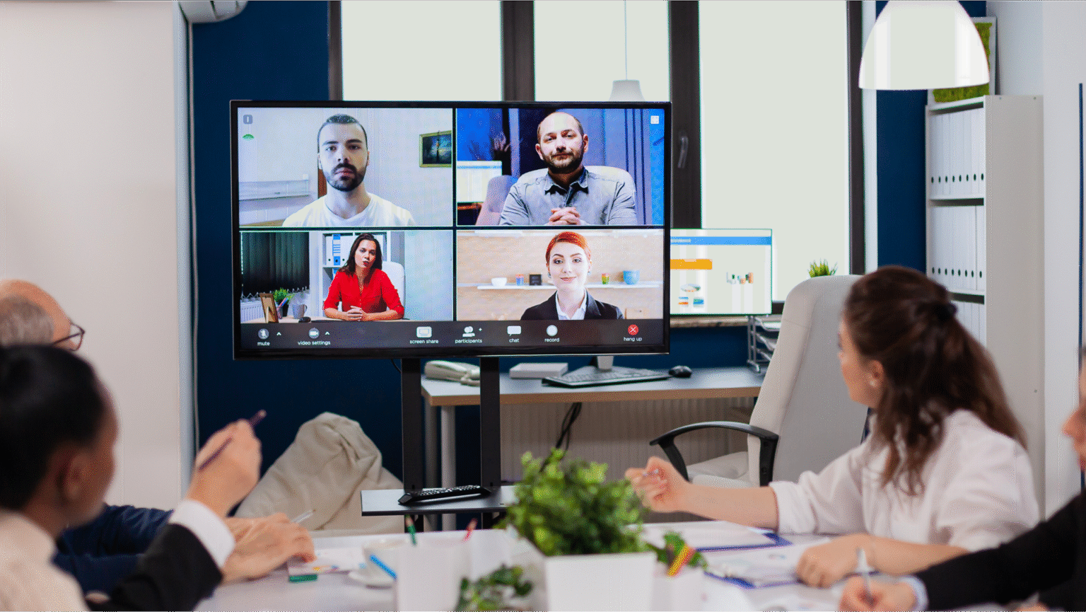 Unified Comms vs Standalone Services: Which Is Right for You? | Your ...